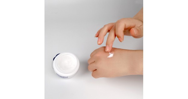 Aiwibi Camellia Seed Facial Cream 50Gm